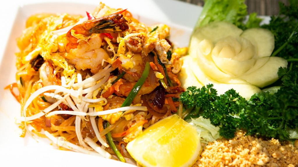 [812] Pad Thai mit Crevetten - Smiling Fish Baden