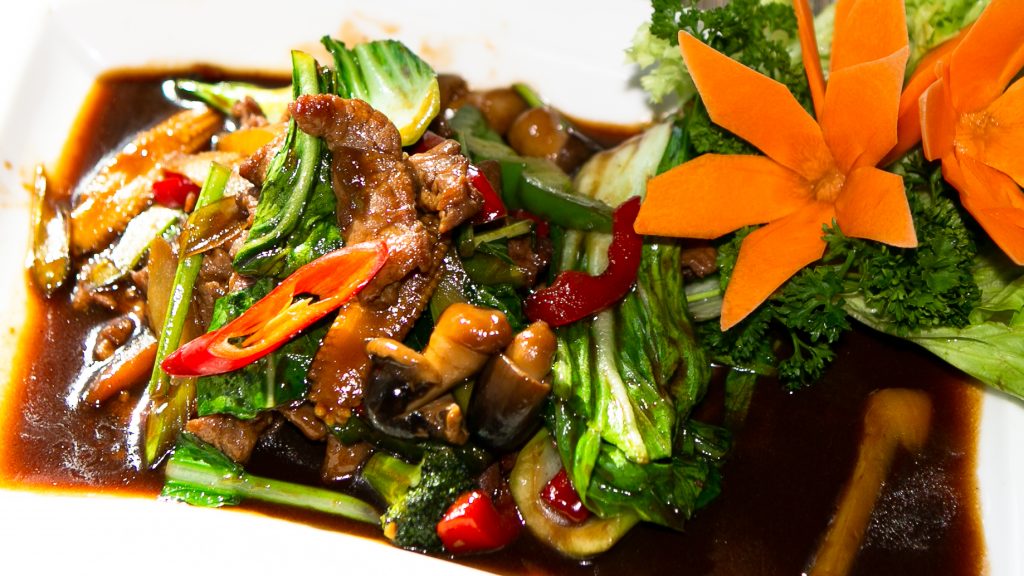 [835] Nuea Pad Nam Man Hoi - Smiling Fish Baden